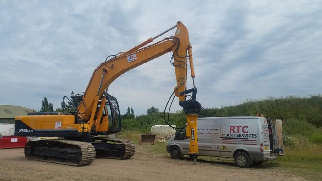 Arrowhead Rockdrill - R75 Hydraulic Hammer (75mm) - Compact R Range | Causeway Plant